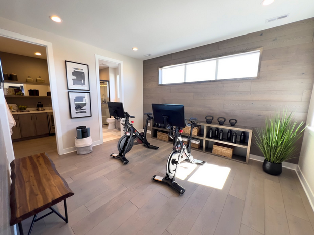 How to Set Up a Home Gym for Small Spaces – Murphy Door®